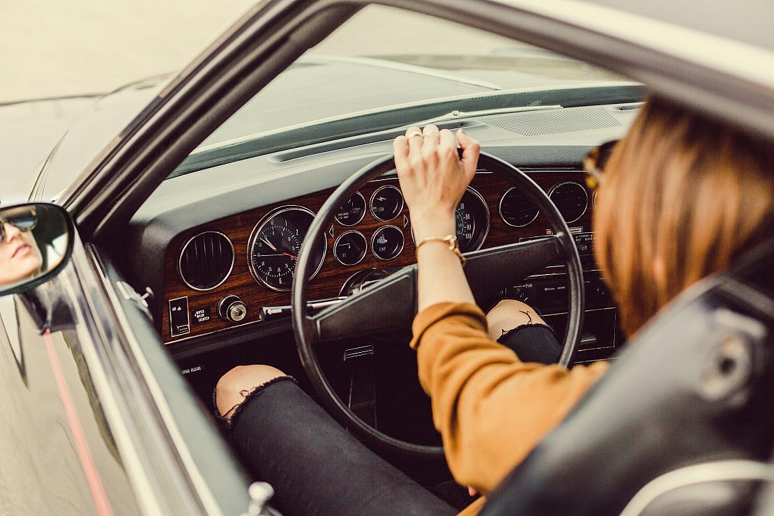 Luxury Cars: The Evolution of Interiors - Real Leather. Stay Different ...